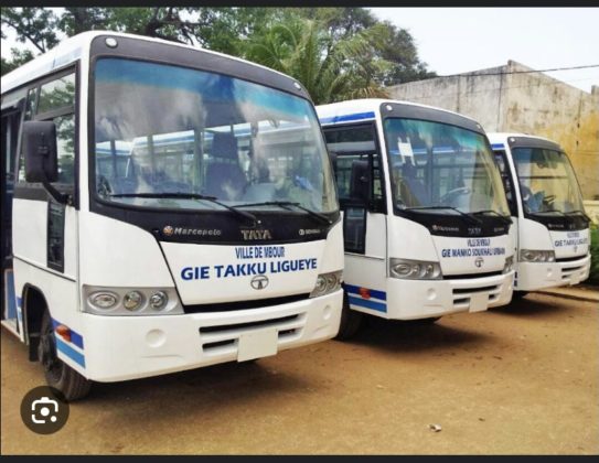 GRÈVE DES TRAVAILLEURS DE AFTU : Près de 2500 bus TATA immobilisés ...